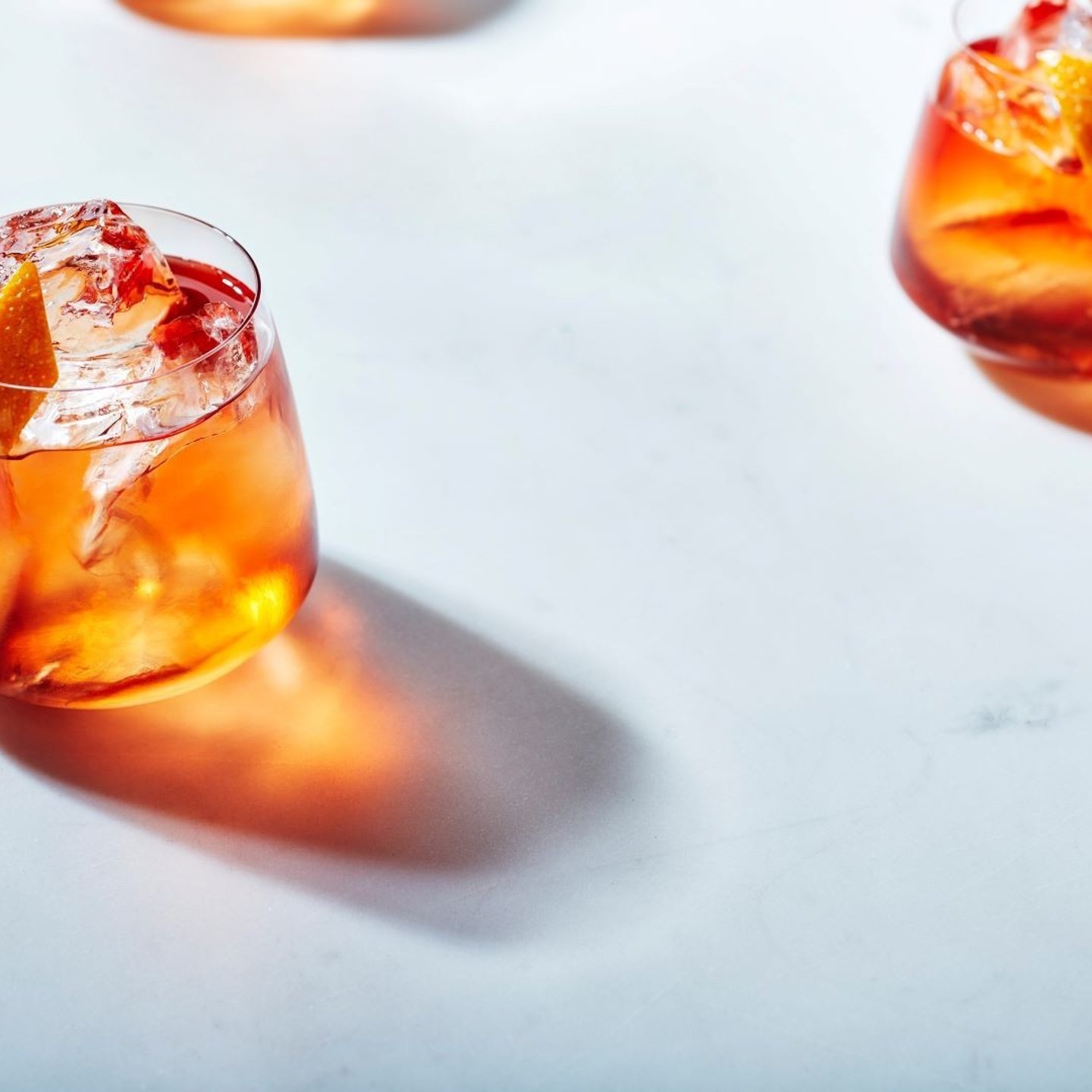 Bobby Burns - Classic Whisky Cocktail Recipe - Ballantine's