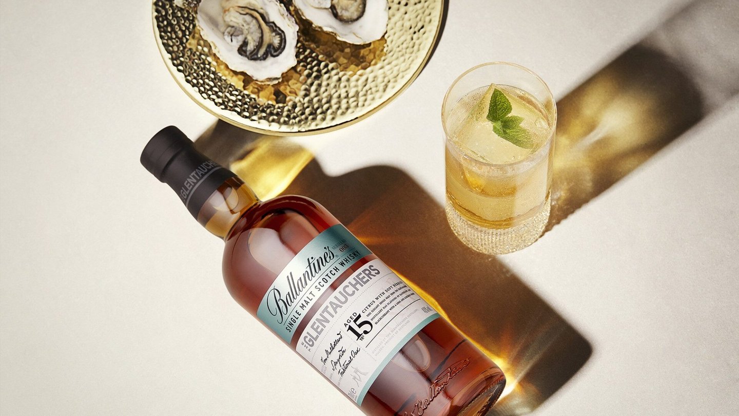 7 Must-Try Whisky Highball Cocktail Recipes - Ballantine's