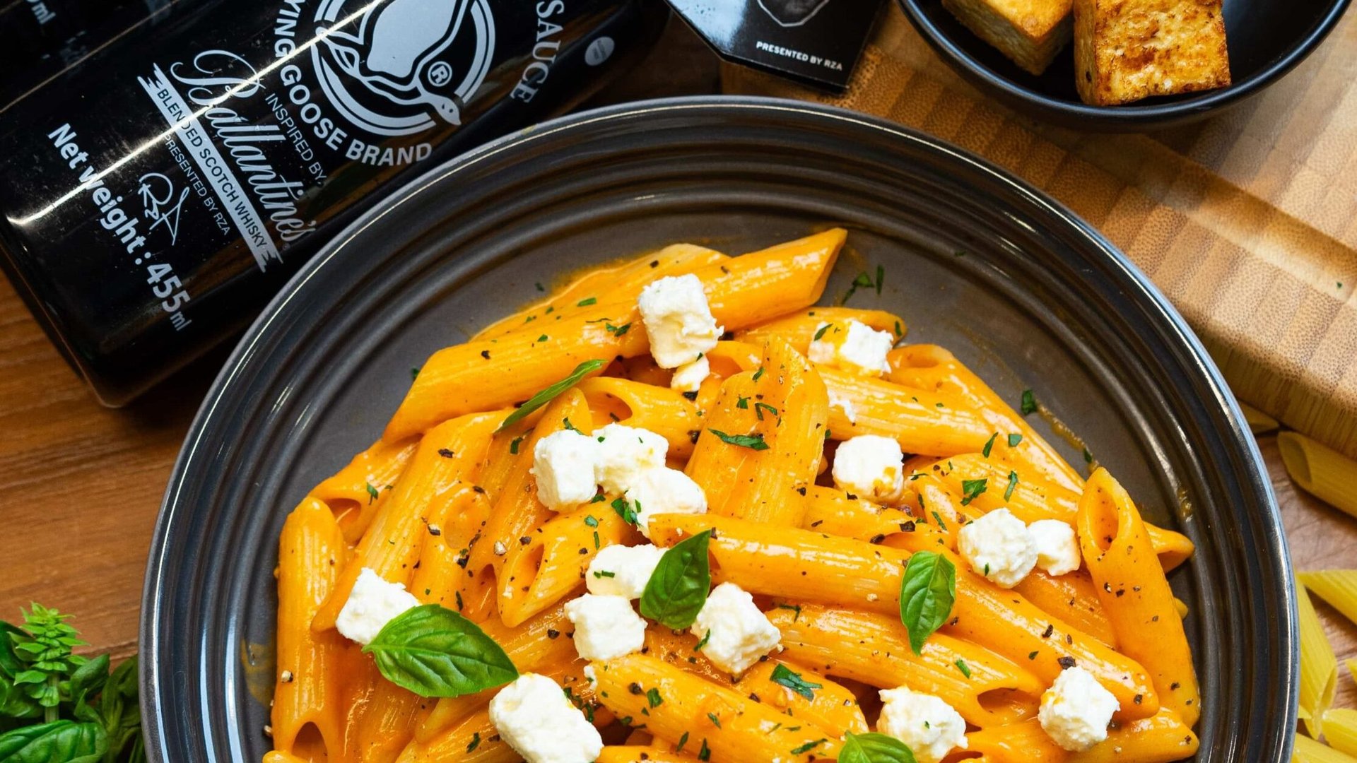 10 Best Snacks & Dishes To Eat With Whisky | Ballantine's